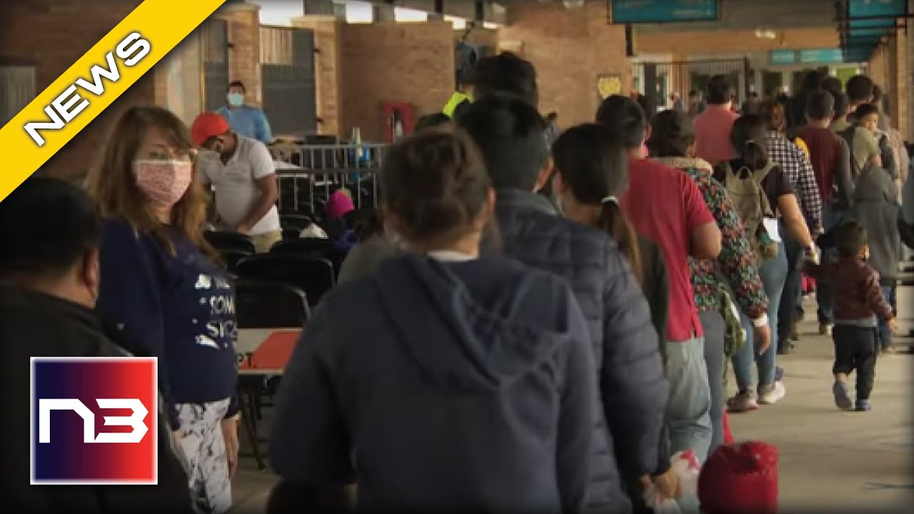 White House To CLOSE Border For Tourists But Keep It Wide Open For ...